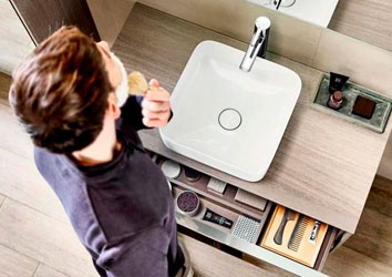 Bathroom cabinets for all styles and needs | Roca Bathrooms Export