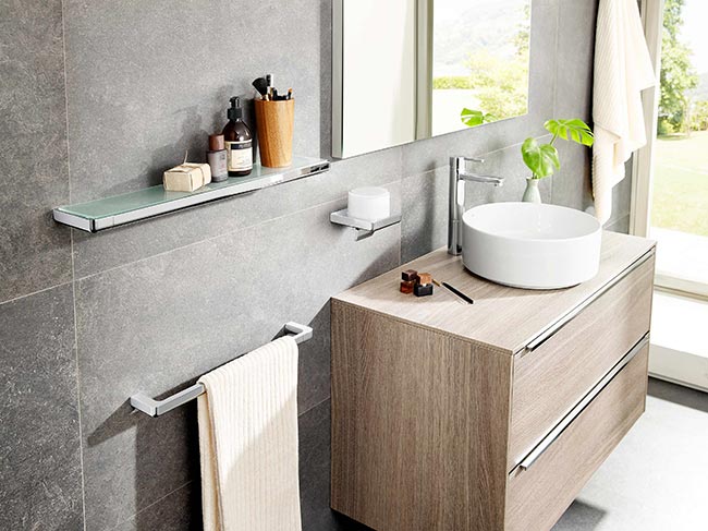 Vintage yet modern bathroom accessories with character | Roca UK Bathrooms