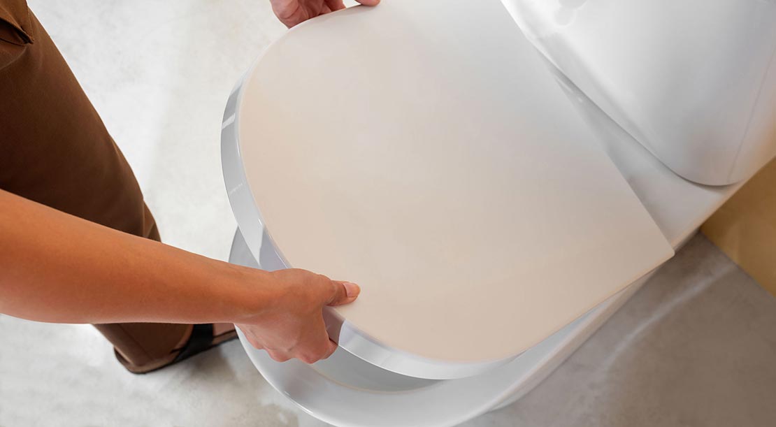 Changing the seat and cover of an old Roca WC is easy | Roca Bathrooms ...